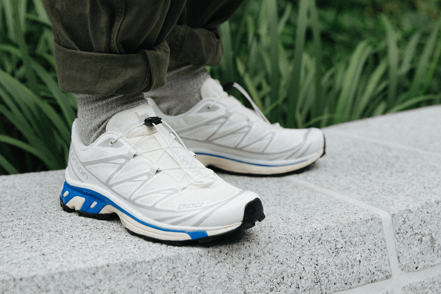 How to style Gorpcore Sneakers - Sneakerjagers