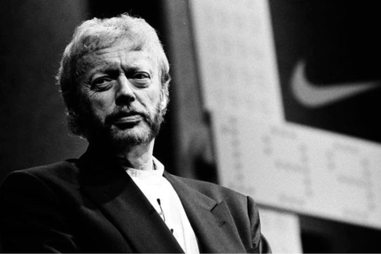 Nike founder Phil Knight celebrates his 87th birthday today - Sneakerjagers