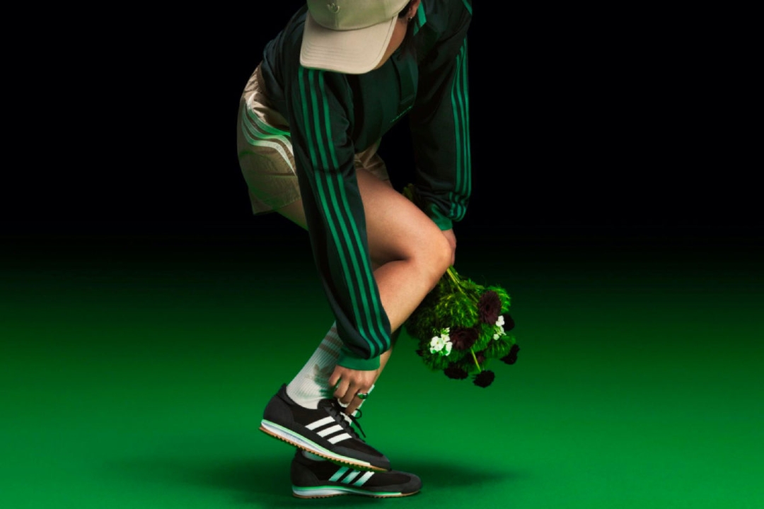 Style the adidas SL72 with the Adicolor collection - Sneakerjagers