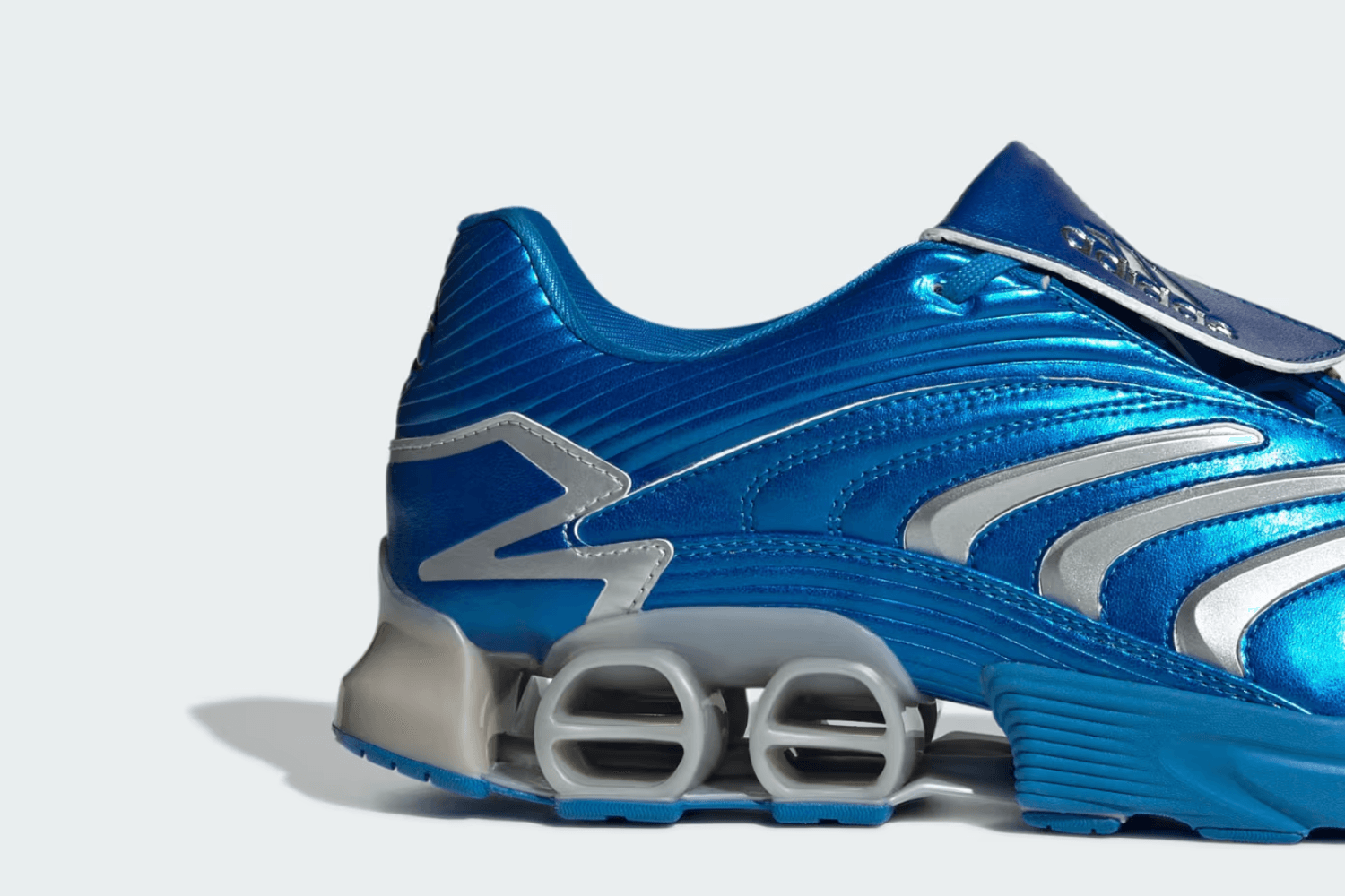 The adidas Torsion System explained - Sneakerjagers