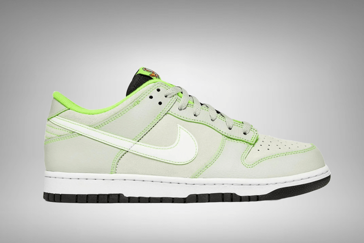 Nike Dunk Low 'Oregon Ducks' release bij GOAT - Sneakerjagers