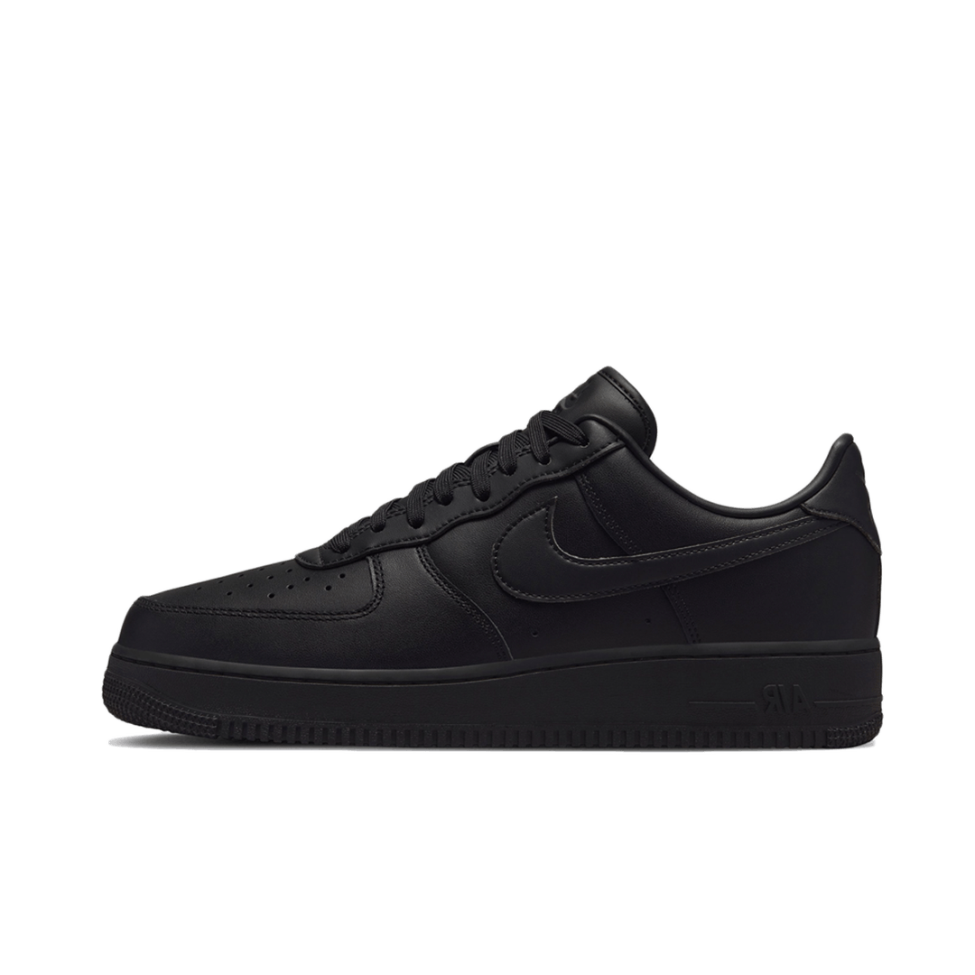 How All-Black Sneakers Became Popular All Of A Sudden - Sneakerjagers