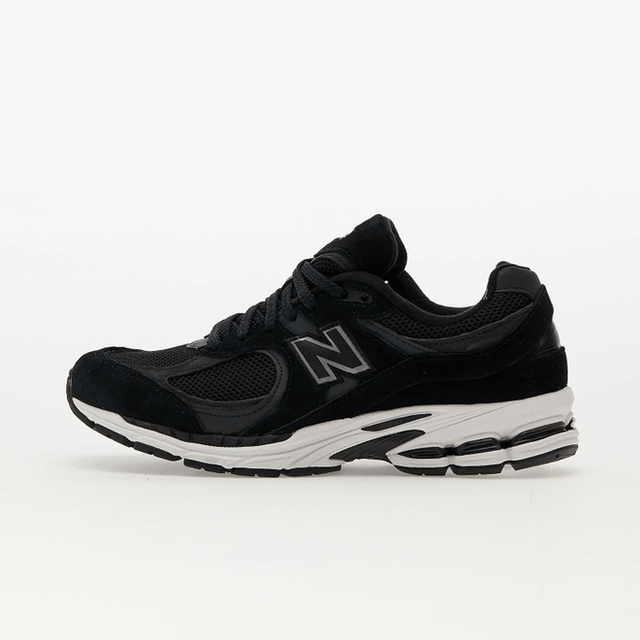 New Balance 2002 Black | M2002RBK | Sneakerjagers
