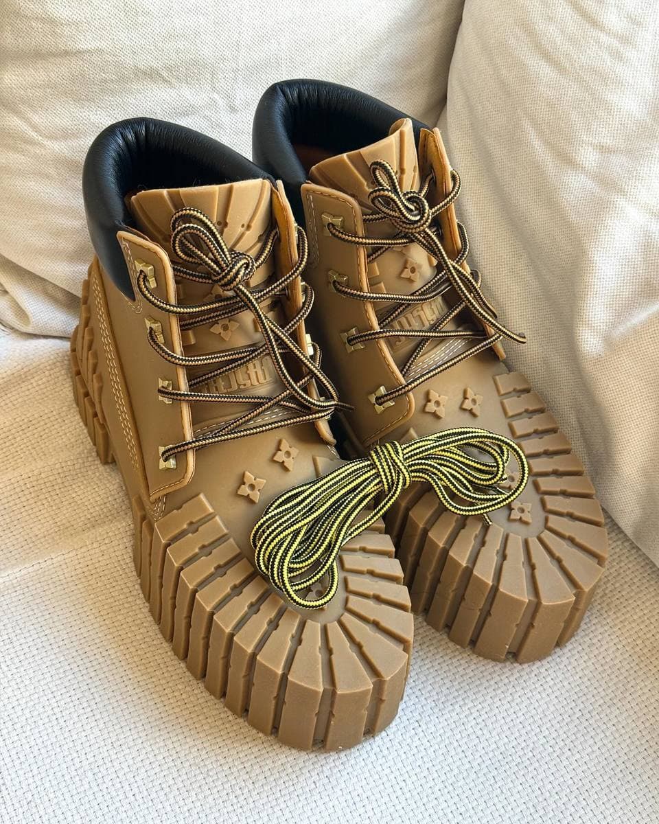 MSCHF komt met de 2x4 Timberland Boot - Sneakerjagers